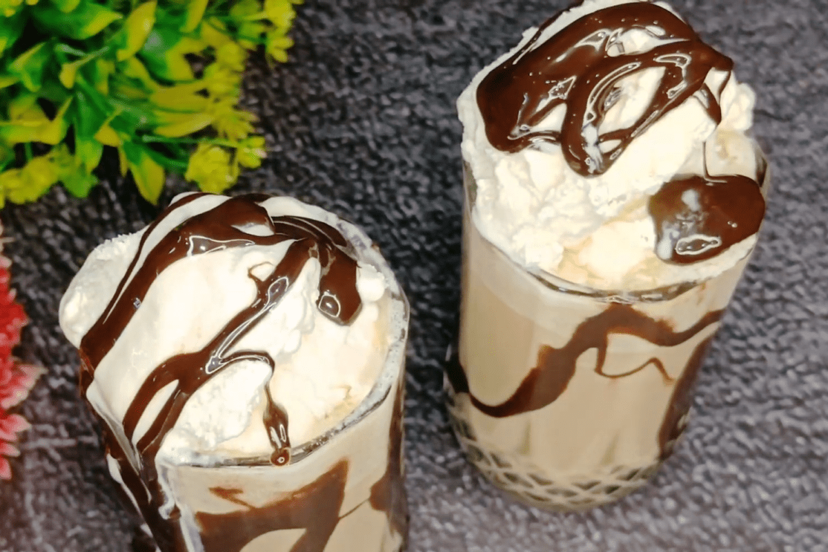 Cold Coffee Recipe | Cold Coffee with Ice Cream - Aayansh Kitchen