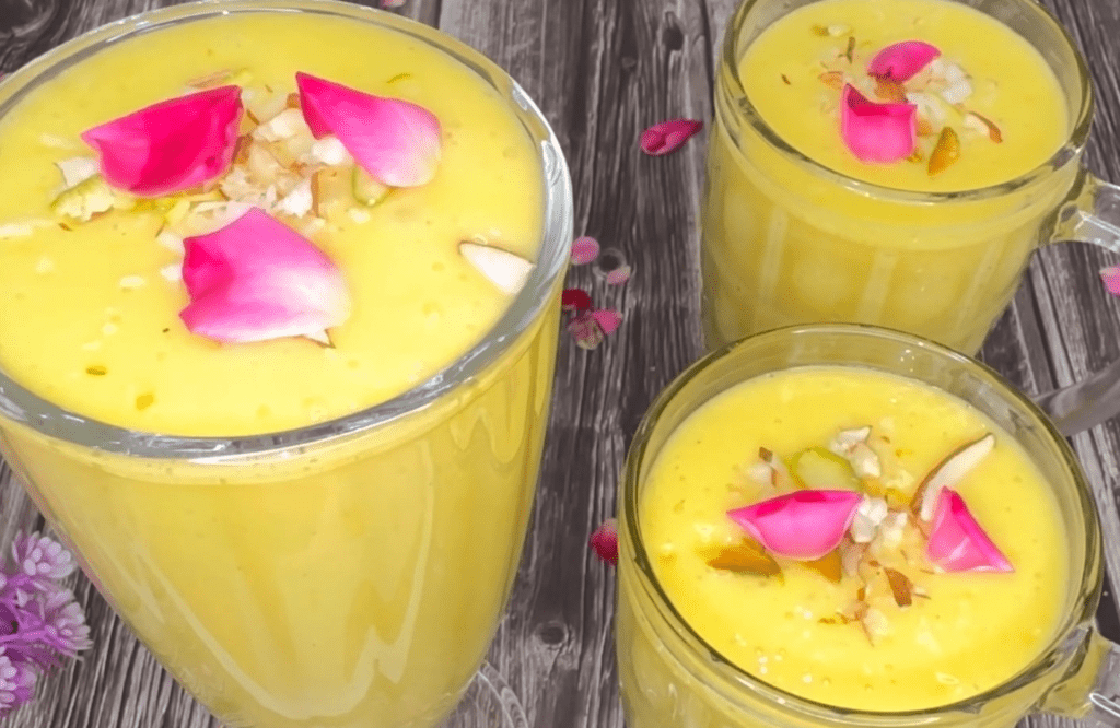 Mango Milkshake Recipe - Aayansh Kitchen