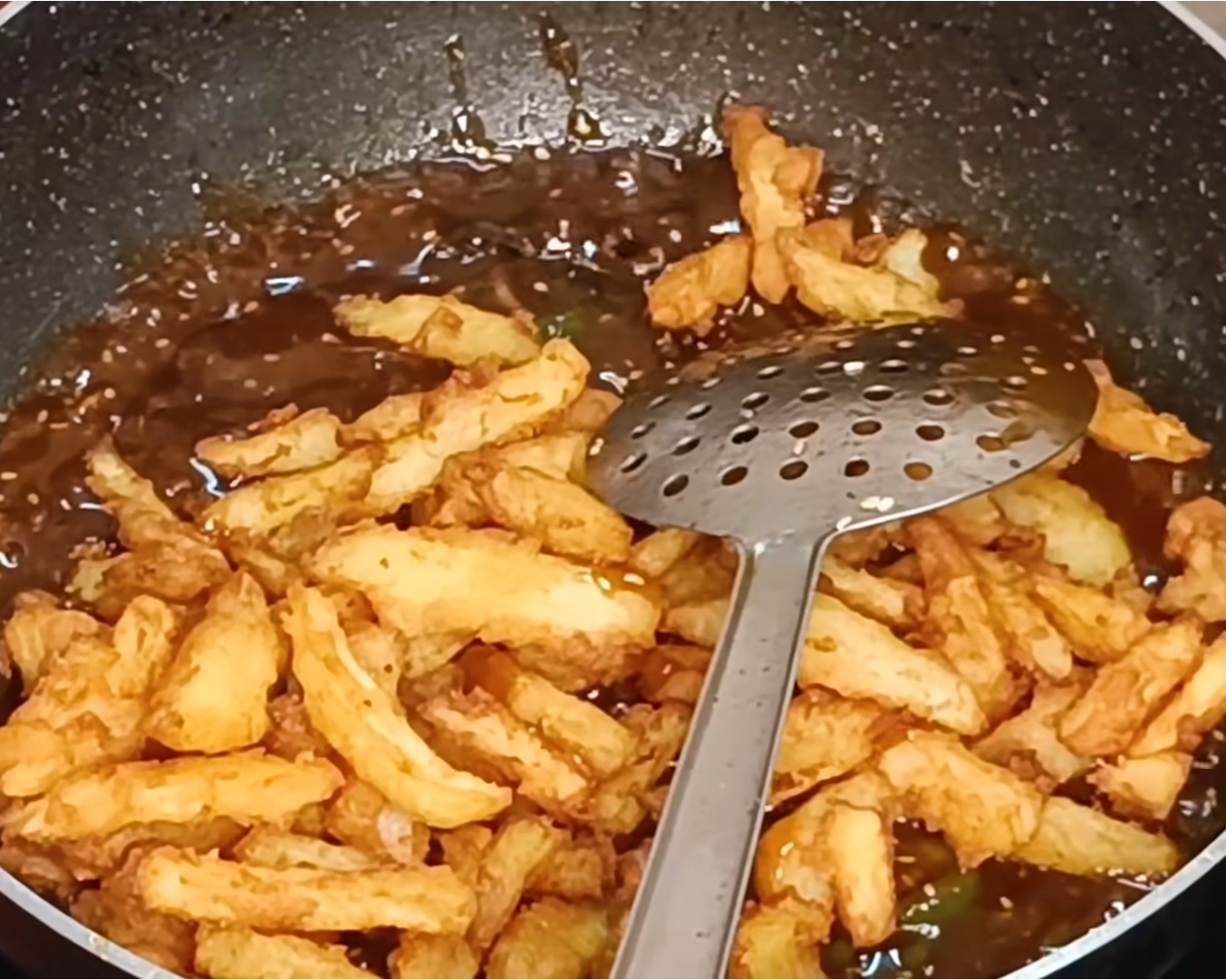How to Make Chilli Potato | Chilli Potato Recipe - Aayansh Kitchen