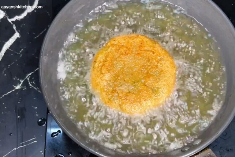 Aloo Tikki Burger Recipe: Veg Aloo Patties Burger - Aayansh Kitchen