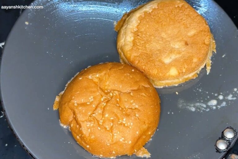 Aloo Tikki Burger Recipe: Veg Aloo Patties Burger - Aayansh Kitchen