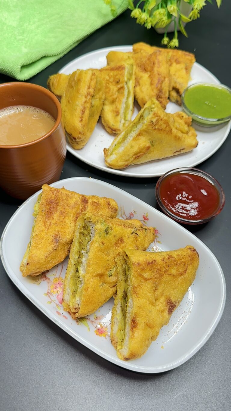 Bread Pakora Recipe | Aloo Bread Pakora - Aayansh Kitchen