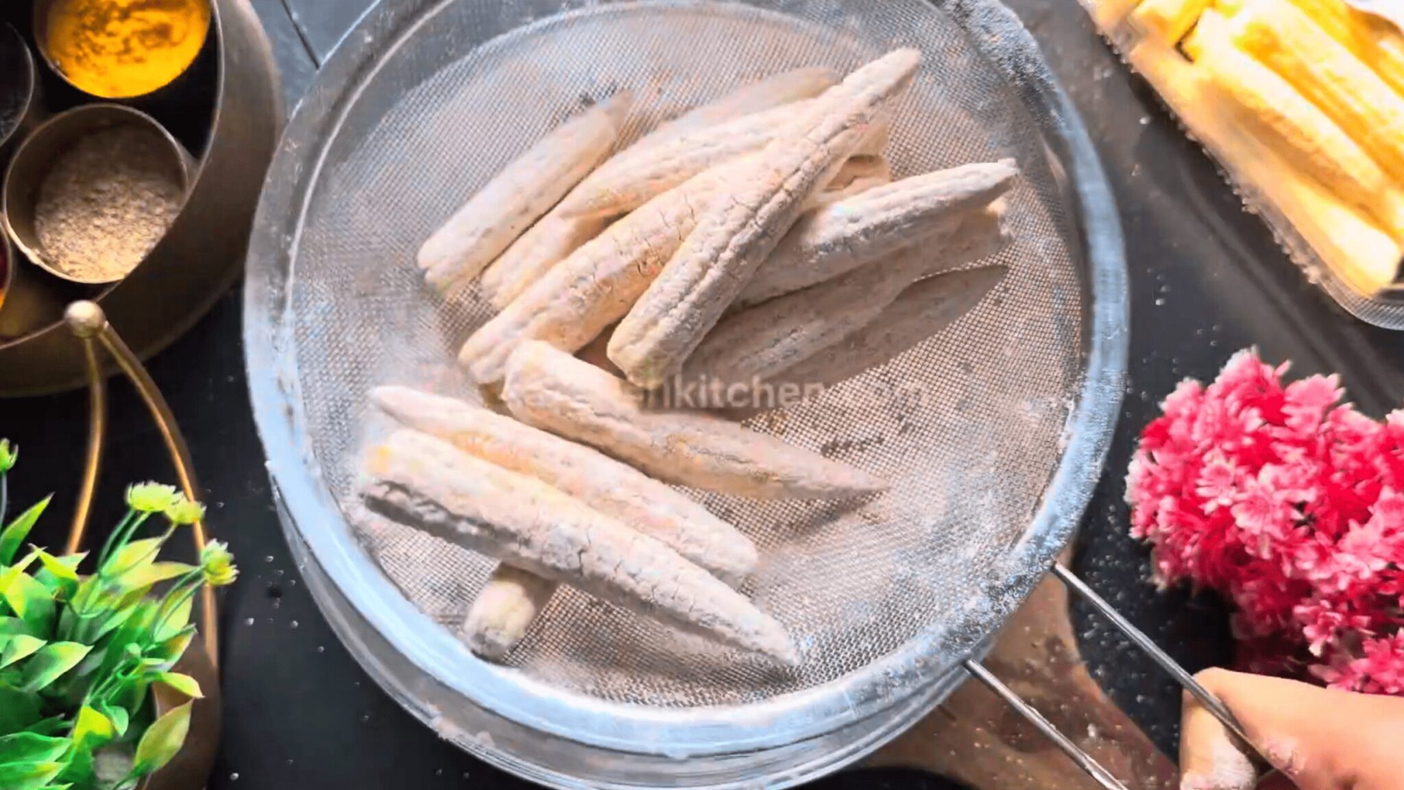 Crispy Baby Corn Fry Recipe | Golden Fried Baby Corn Pakora - Aayansh ...